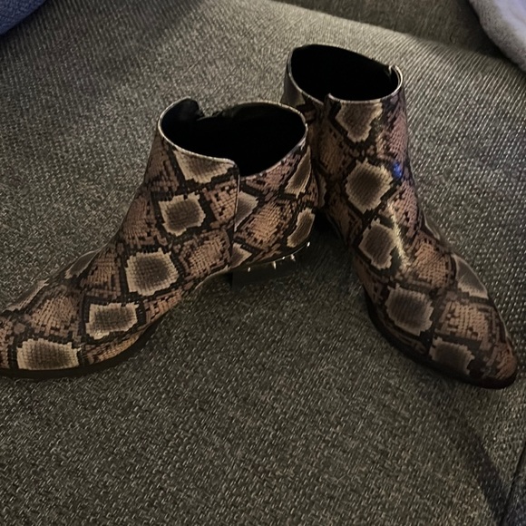 Circus by Sam Edelman | Shoes | Circus By Sam Edelman Booties | Poshmark